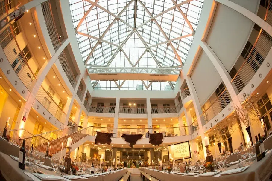 Neoclassical Atrium With a Striking Glass Roof for Timeless Corporate ...