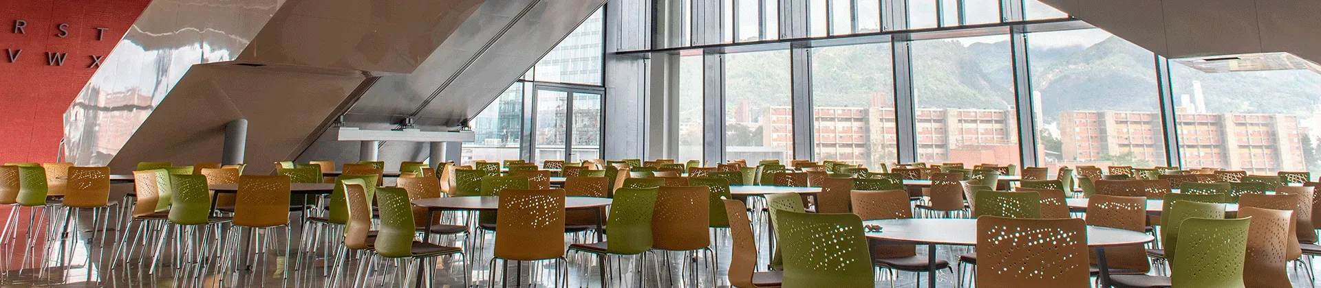 Modern Lobby With Panoramic Views for Dynamic Networking Events