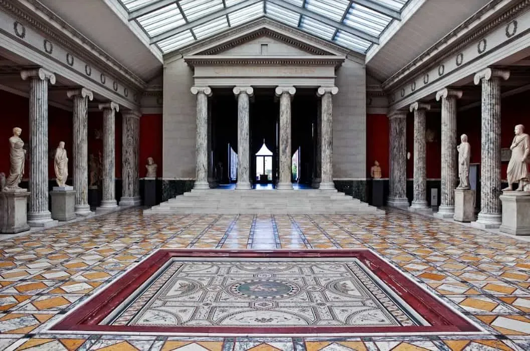 Neoclassical Architecture With a Grand Classical Setting for Lavish Galas