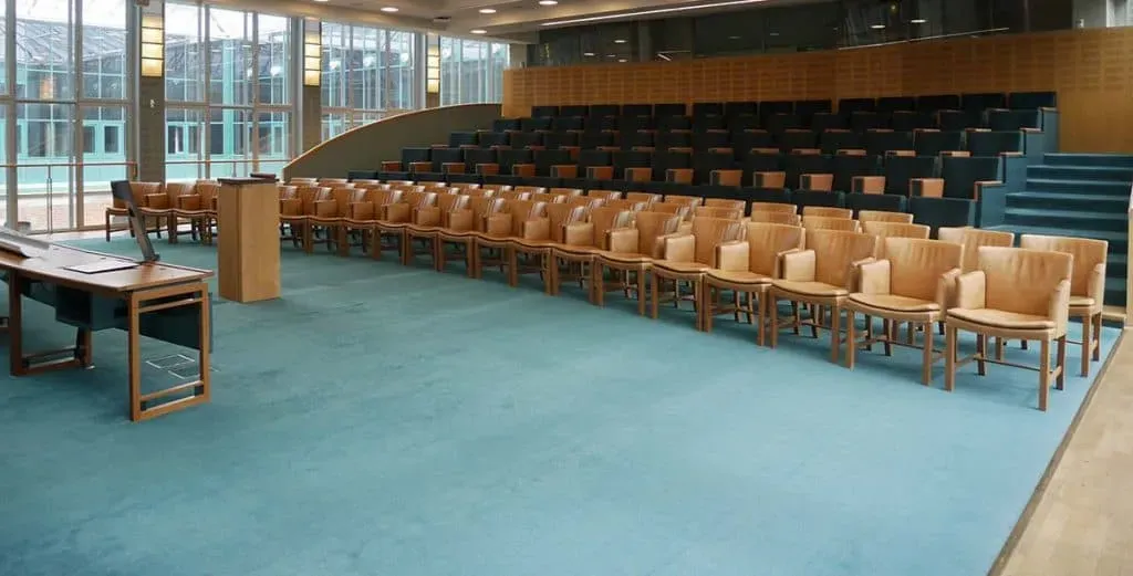 Unique Modern Glass-Enclosed Auditorium for Impactful Symposiums